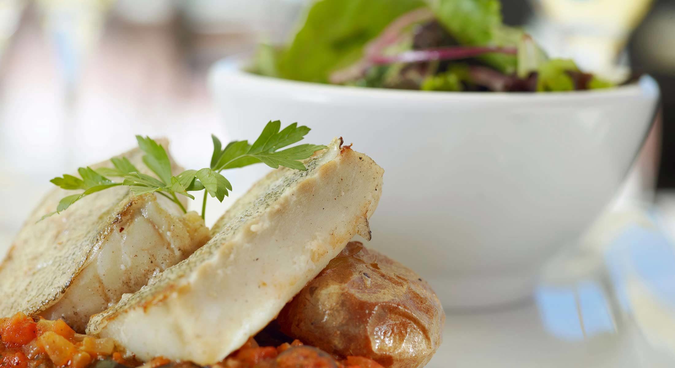 Ria Restaurante-Bar, Olhão overlooking the Ria Formosa - Real Marina ...